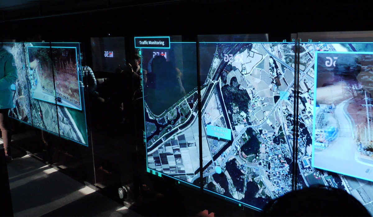 KT 5G Automatic Driving BUS – ERIC CNC